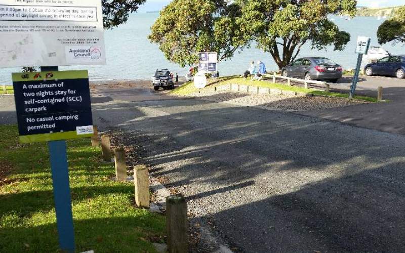 Algies Bay Boat Ramp | Freedom/Basic Camp | New Zealand